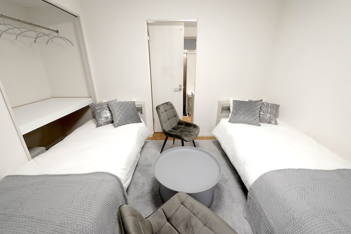 Close To Shinjuku! Twin Beds,projector,appliances! - Shinjuku