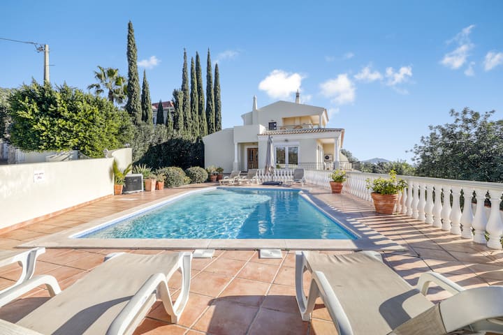 Casa Sarita - 4 Bedroom Villa - Algarve