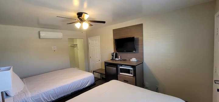 Standard Two Queen Bed Room - Avila Beach, CA