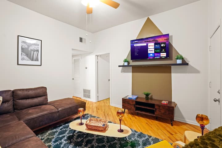 Modern 2br Gem: Mins From Downtown & Laundry - Andersonville - Chicago