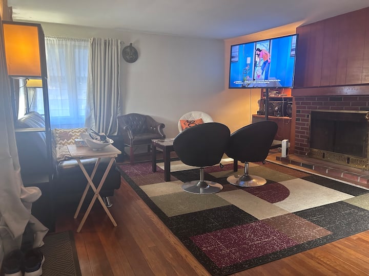 Getaway Private Room. (No Kitchen - No Ac) - Wakefield, MA