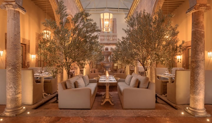 Casa Alondra: Centro Mansion - Morelia