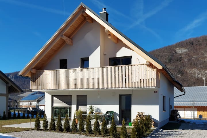 Two-bedroom Family Friendly Apartment Ajda - Bohinjska Bistrica