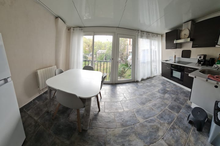 En Centre Ville Avec Un Jardin - Digne-les-Bains