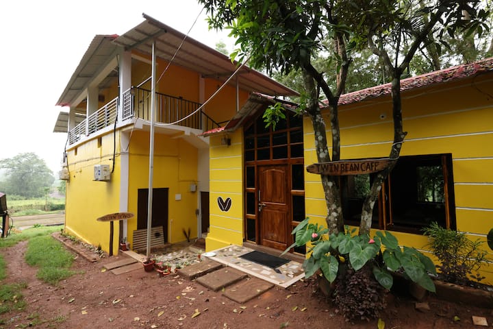 Coffee Estate Stay In Koraput
Golden Dews Farmstay - Koraput
