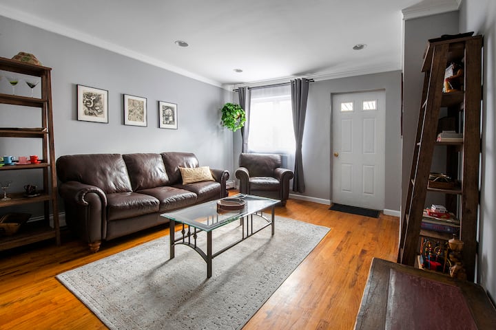 Spacious Duplex In Bk, 20 Min From City - Crown Heights, NY