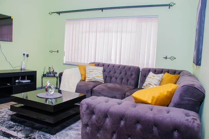 One-bedroom Flat In Harare - Harare