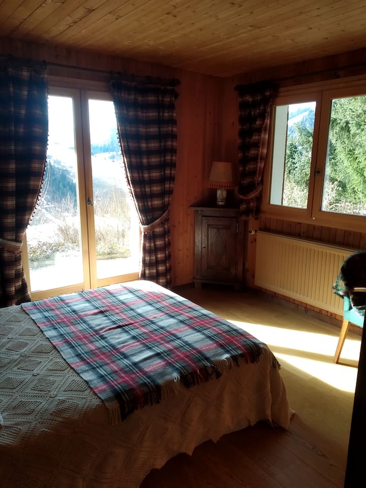 Chambre à La Montagne Dans Châlet à La Clusaz - La Clusaz