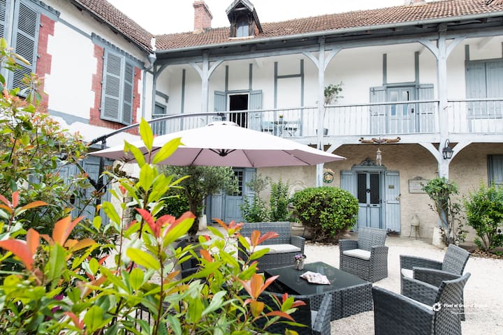 Gîte Des Mousquetaires Piscine - Mirande
