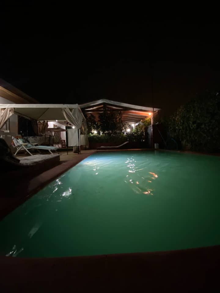 Casa Familiar Con Piscina - El Tabo