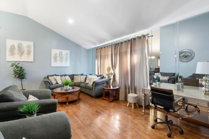 Country Club Hills Rental - Tinley Park, IL