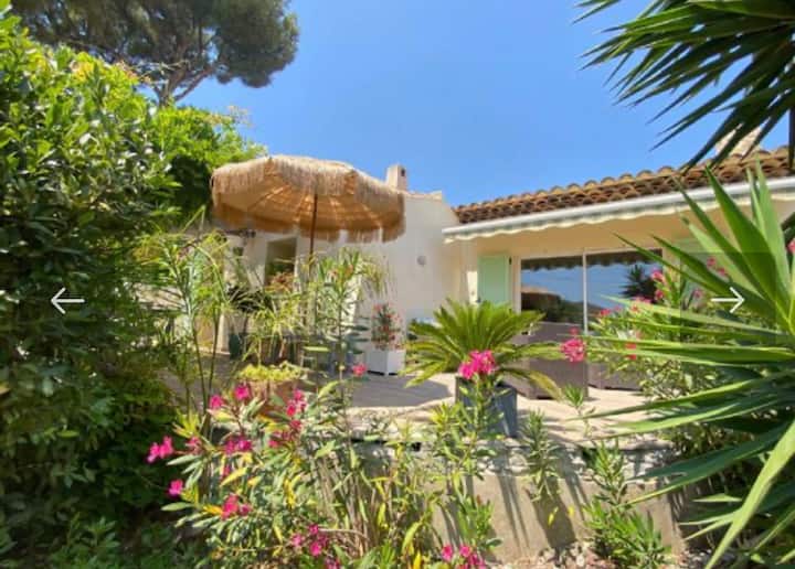 Ancienne Bergerie Pleine De Charme, Clim, Jacuzzi - Bandol