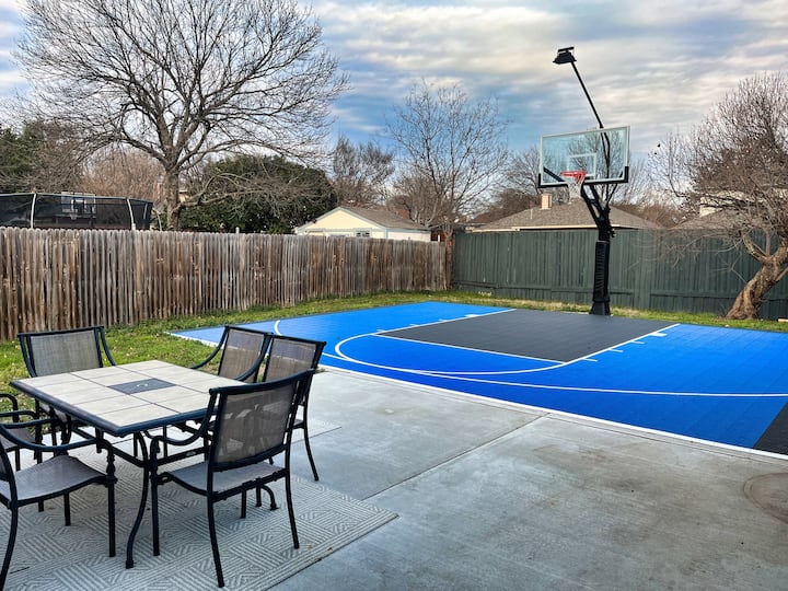 House With Basketball Court - McKinney, TX
