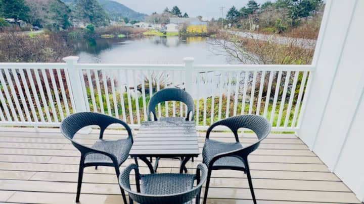 Lake Marie Lodge #32 - Rockaway Beach, OR