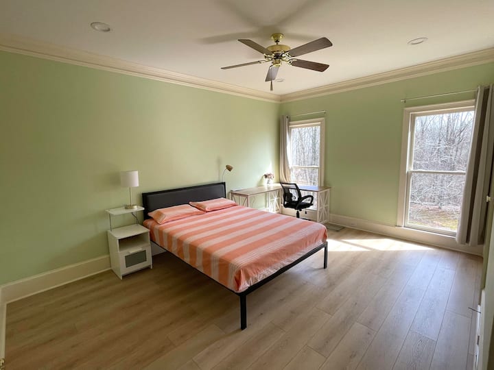 Spacious Room - Private Hallway - Garden View - Buford, GA