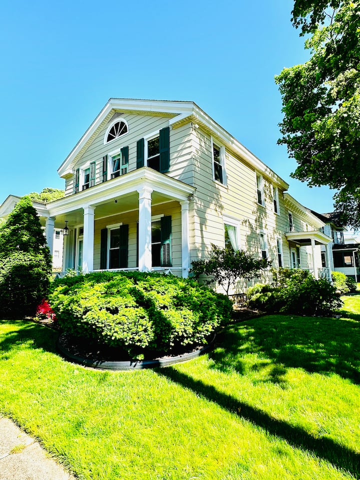The Linsley House In Oswego, Ny - Oswego, NY