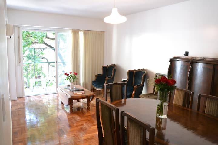 Un Régal Urbain à Quelque Pas De L'alto Palermo. - Buenos Aires