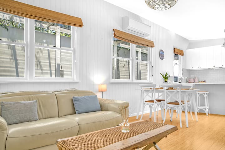 Absolute Beachfront Bliss! - Coolangatta