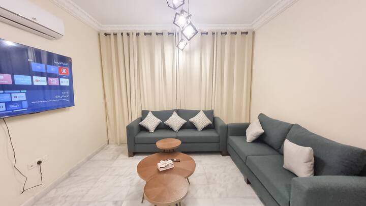 F401 Large Apt Close To Airport - جدة