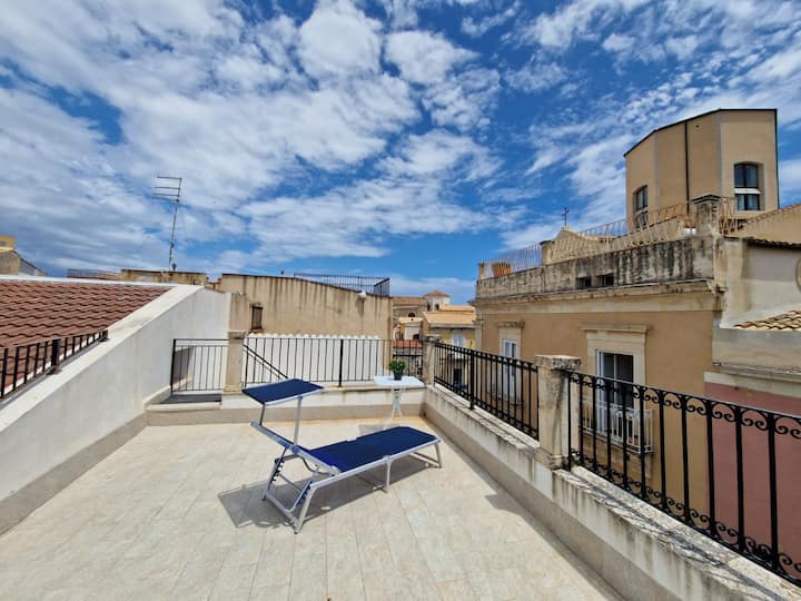 Casa Emmalena, Rooftop, Wifi, Sea, Ortigia Island. - Siracusa