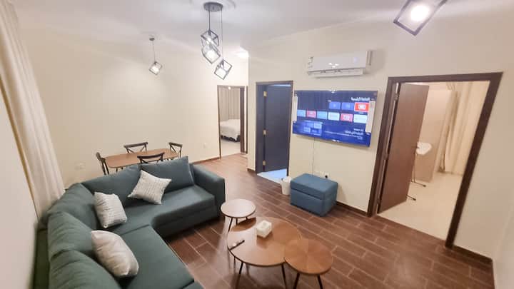 F205 Large Apt In Prime Location - Jeddah