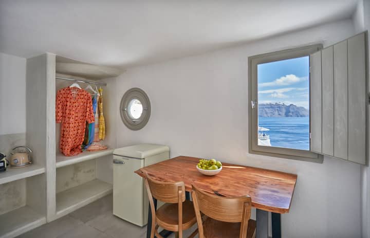 Pearl Suite | Diamond Luxury Suites Collection - Oia