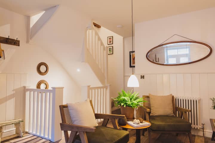 Buckingham Mews_stone Cottage 4 - ブロードステアーズ