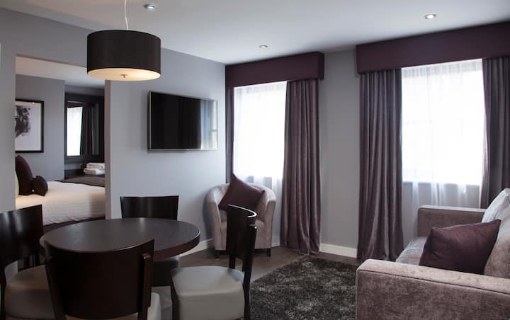 Super Luxe Studio Apartment 22 (Sleeps 4) - Liverpool