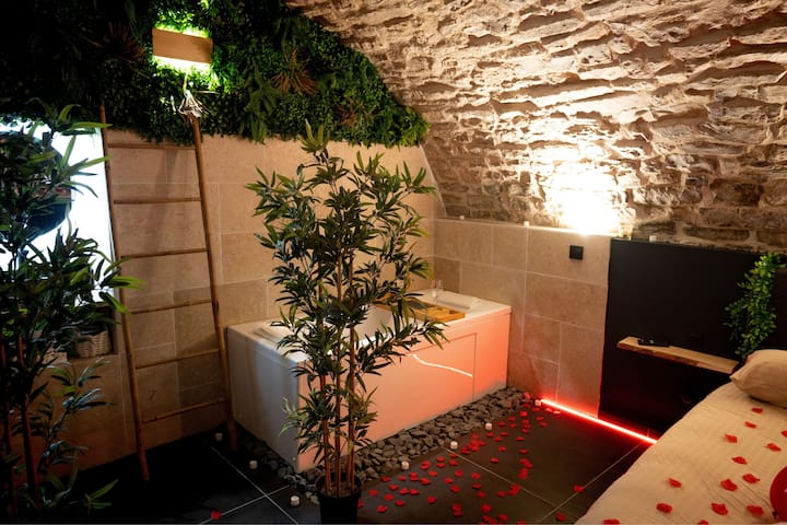 Night Secret Groot - Millau