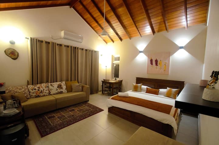 Studio Room - Thirty-9 With Wifi & Ac @ Colombo-05 - Colombo