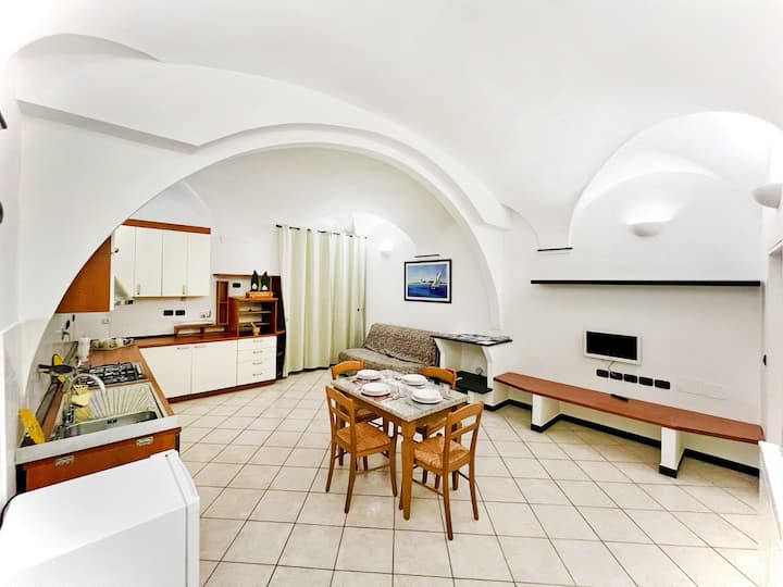 Appartamento "32house" A Due Passi Dalla Lanterna - Genoa