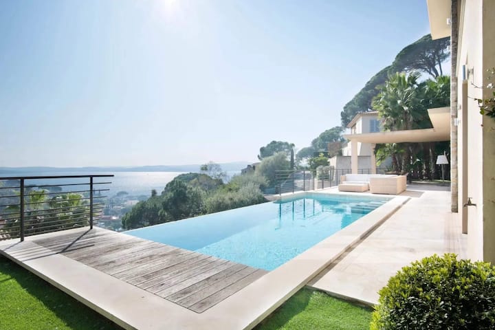 Villa Sémaphore
Centre Sainte-maxime - Sainte-Maxime