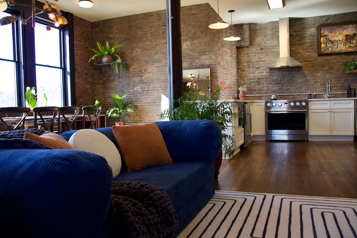 The Historic Berry Loft - Oglebay Resort, WV