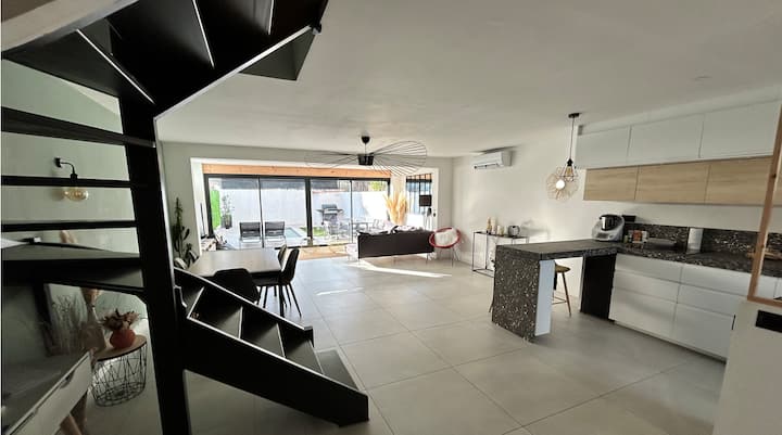 Maison Rénovée Avec Piscine - Calanques de Marseille