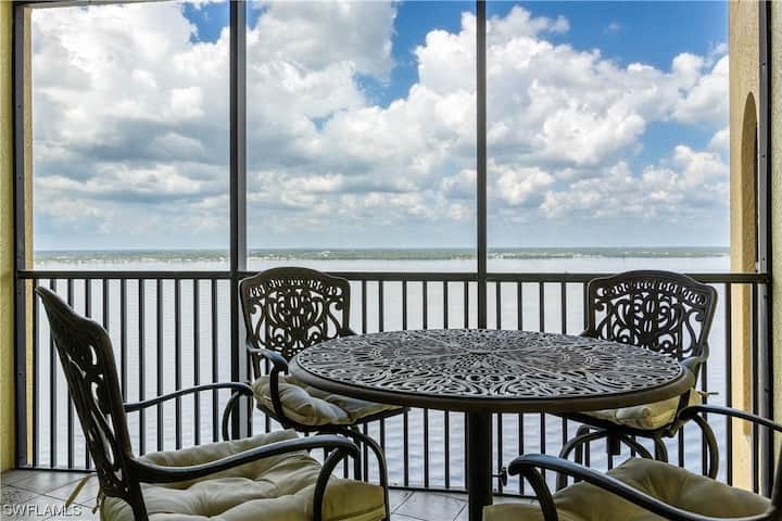 Hi Rise Resort Style Living! - Fort Myers