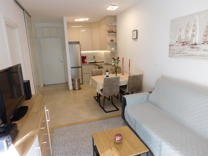 New Apartment With Private Parking - Split