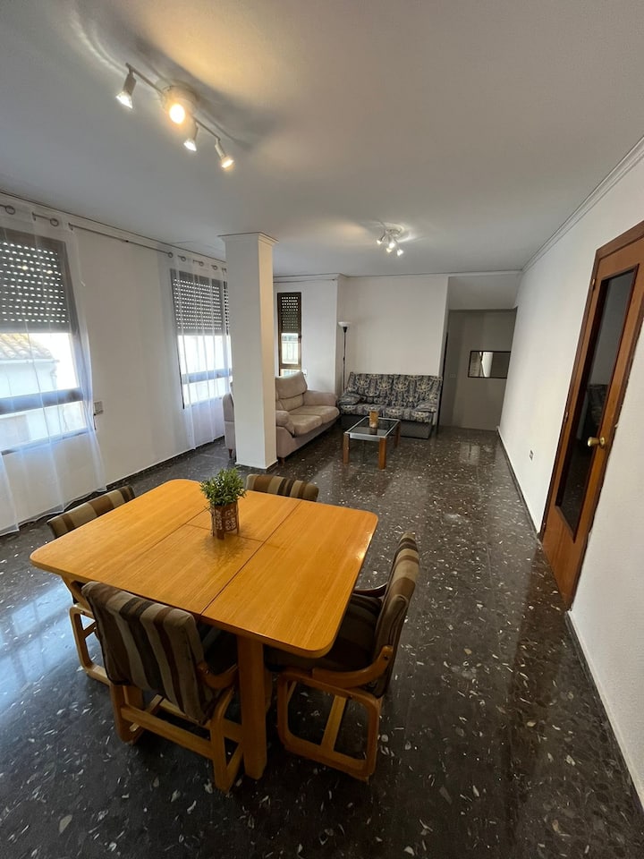 Habitación En Calle C. Real (Teatro) - Sagunto