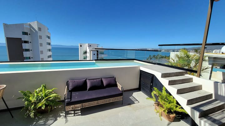 Affordable, King Bed Studio Steps From Beach - Bucerías