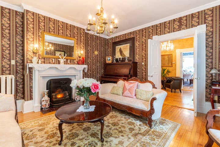 The Dawson House Bed & Breakfast - Charlottetown