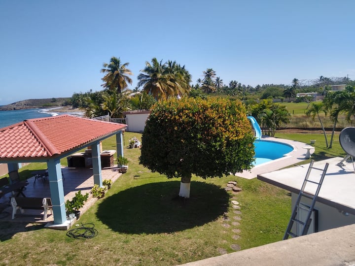 Beach Front Mera Rock Surf Site - Aguada