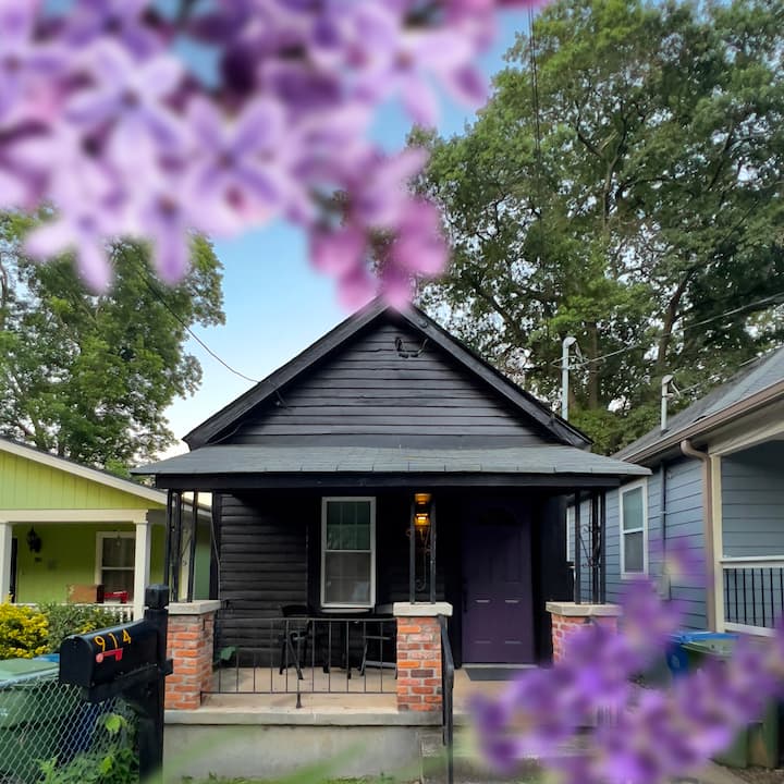 10 Min To Downtown & Stadium • King Bed • W/d - Atlanta, GA