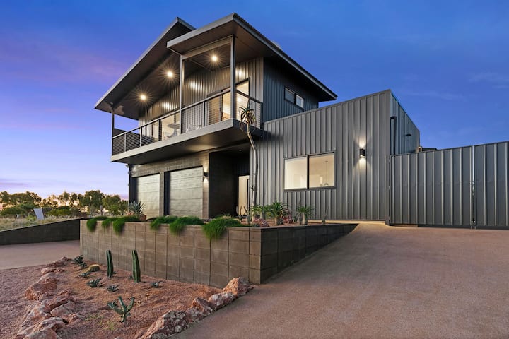 Walking Distance To The Beach! - Exmouth