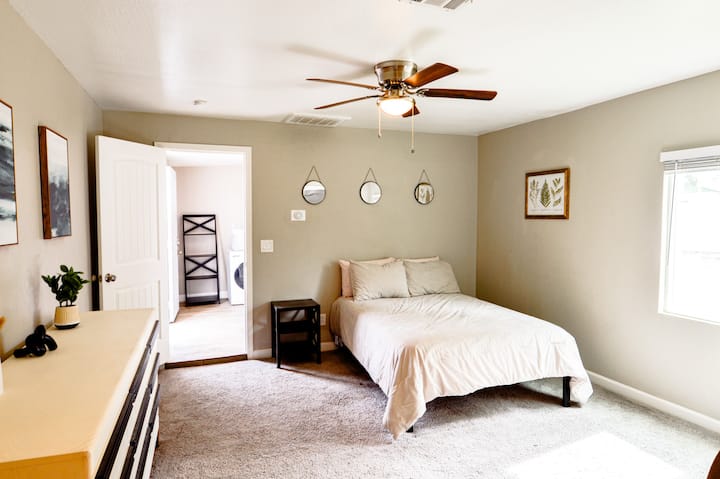 Private Guest Suite Desert Oasis - Mesa, AZ