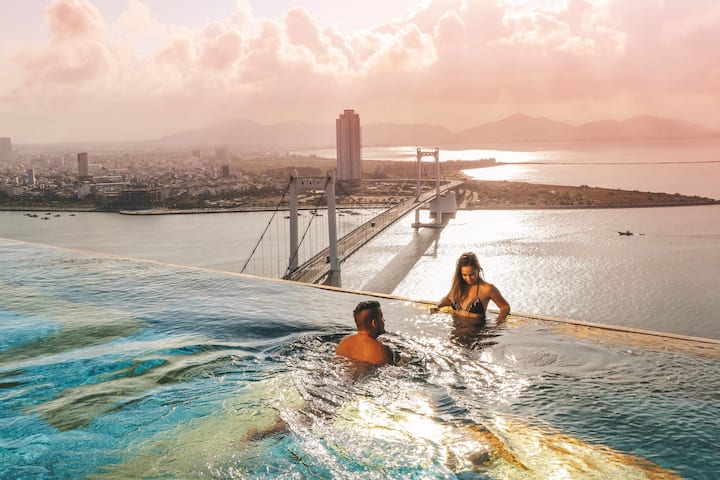 Super Sale Golden Bay (Bay View-kitchen-balcony) - ダナン