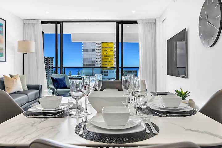 Beach Fun @ Oracle Level 10 - Broadbeach