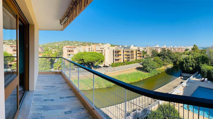 T3 Avec Aperçu Mer Et Piscine à Sainte-maxime. - Sainte-Maxime