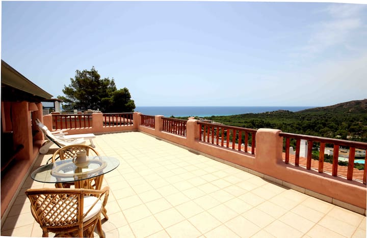 Villetta Con Piscina In Comune - Domus De Maria