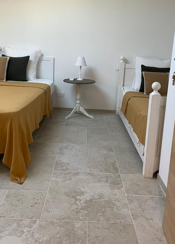 Chambre Et Salle De Bain Privée - Orange