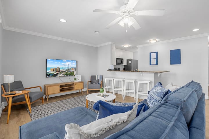 Marconi | Poolside Retreat Near Beach | Golf Cart! - Little River, SC