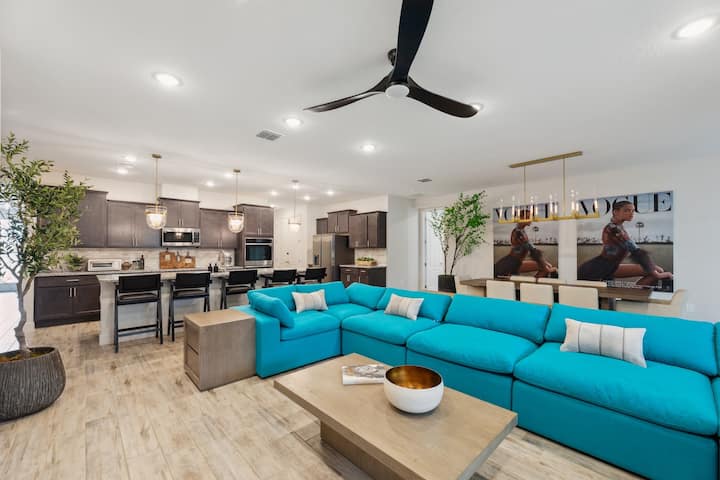 Modern 5br Getaway, Ps5 & Board Games - Port St. Lucie, FL